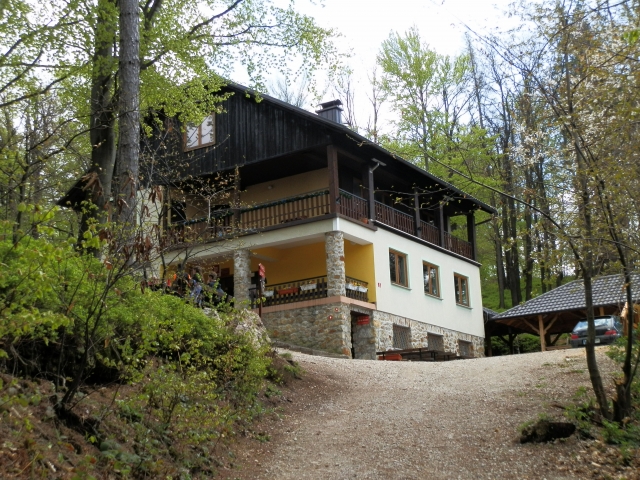 Planinski dom na Resevni